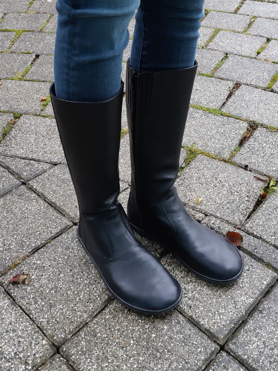 Die besten kniehohen Barfußstiefel für jede Gelegenheit - Barefoot Universe